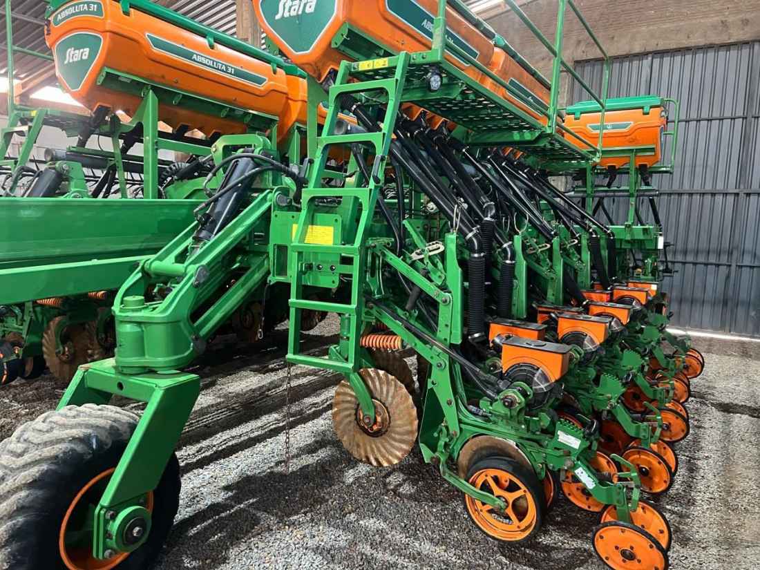 PLANTADEIRA 28 X 50 STARA ABSOLUTA ANO 2017